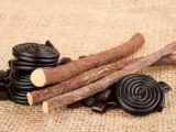 18 Incredible Benefits of Licorice | Organic Facts
