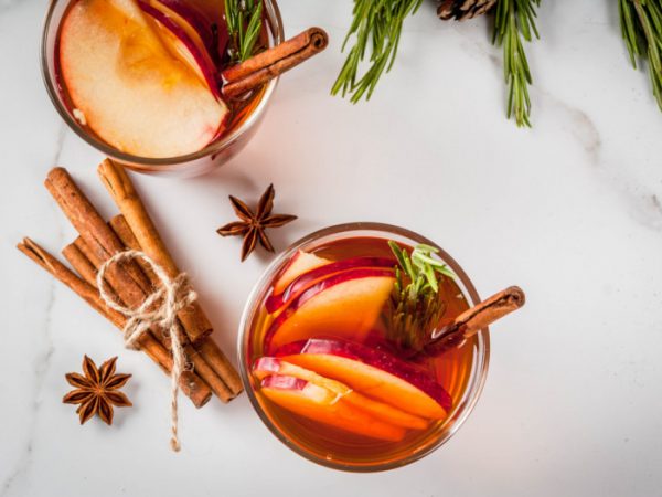 5 Amazing Benefits of Apple Cinnamon Tea | Organic Facts