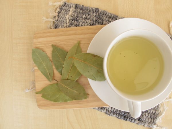 9 Amazing Benefits of Bay Leaf Tea | Organic Facts