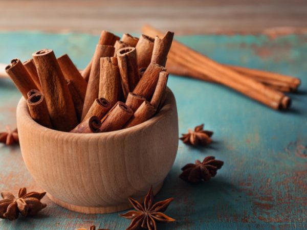 Cassia Cinnamon Benefits, Uses, & Side Effects | Organic Facts