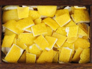 Benefits & Uses of Lemon Rind (Peel) | Organic Facts