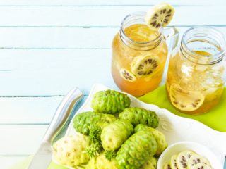14 Impressive Benefits of Noni Juice | Organic Facts