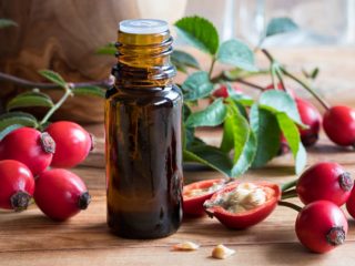 9 Amazing Benefits of Rosehip Oil | Organic Facts