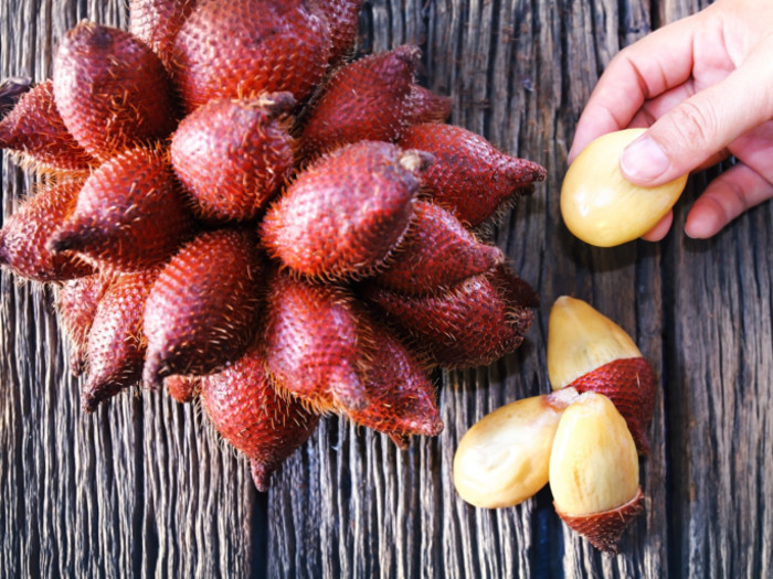 Nutrition Facts & Health Benefits of Salak (Snake Fruit) | Organic Facts