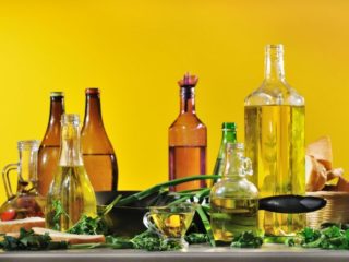 Vegetable Oils: Types, Benefits & Nutritional Value | Organic Facts
